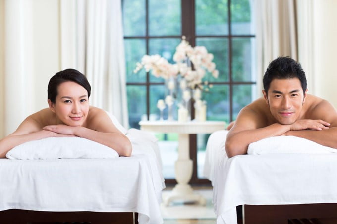 Massagem Tântrica para Casal: O que é e Mais | SPA LUSHNESS